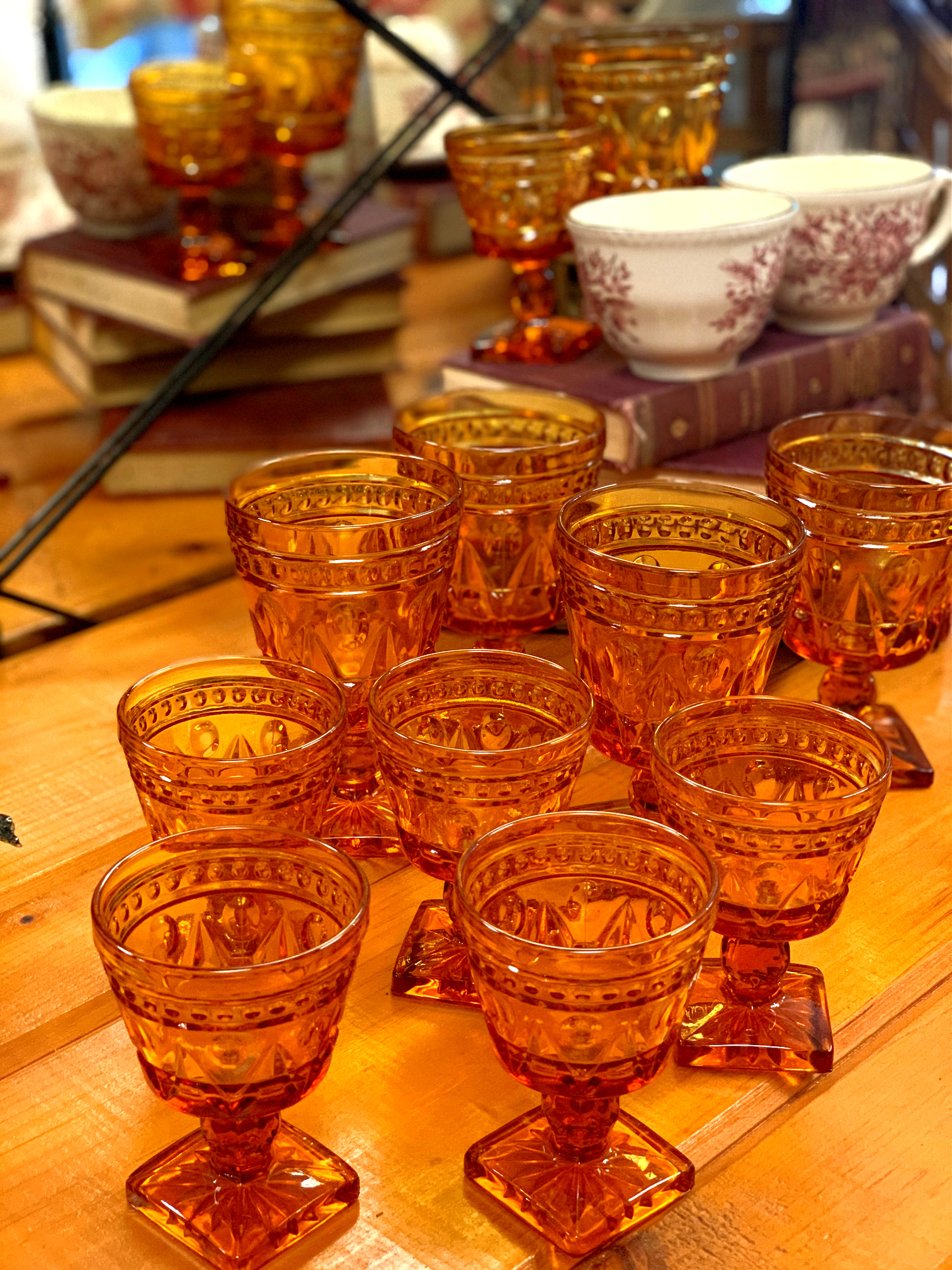 A Collected Fall Tablescape ~ White Arrows Home