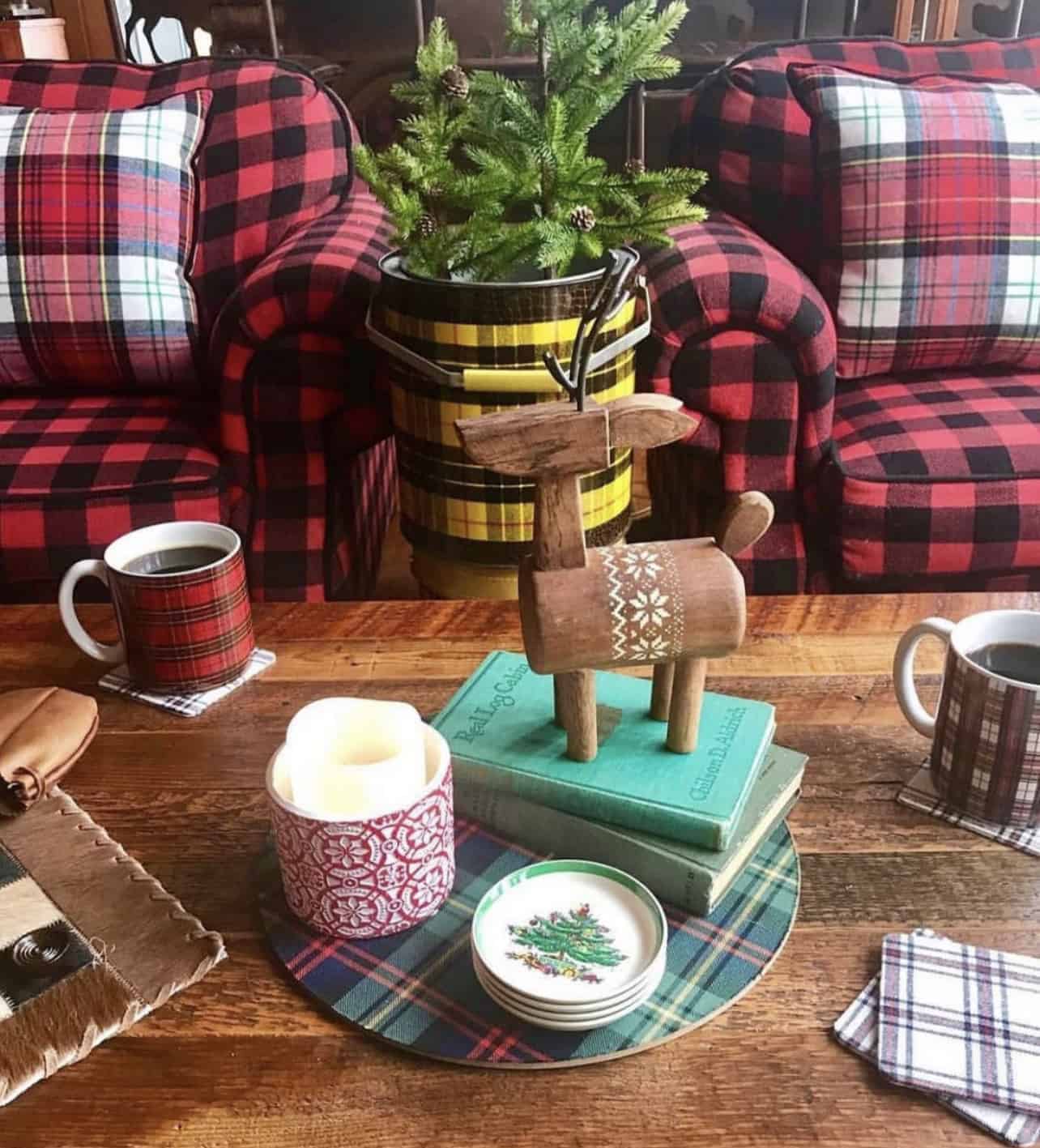 Buffalo Plaid Christmas Decor ~ White Arrows Home